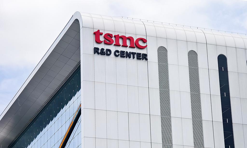 SoIC+CoWoS，台积电有望推进混合封装